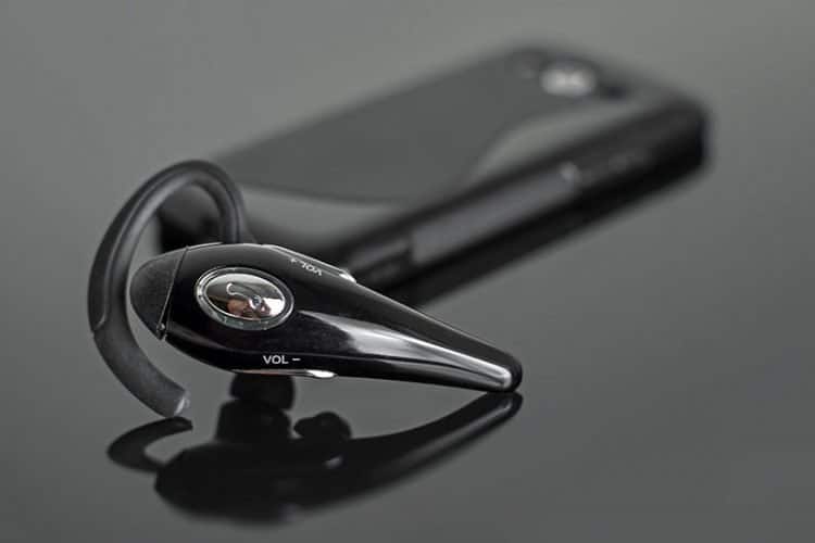 15 Best Bluetooth Microphones - Top Lapels, Headsets, & Karaoke ...